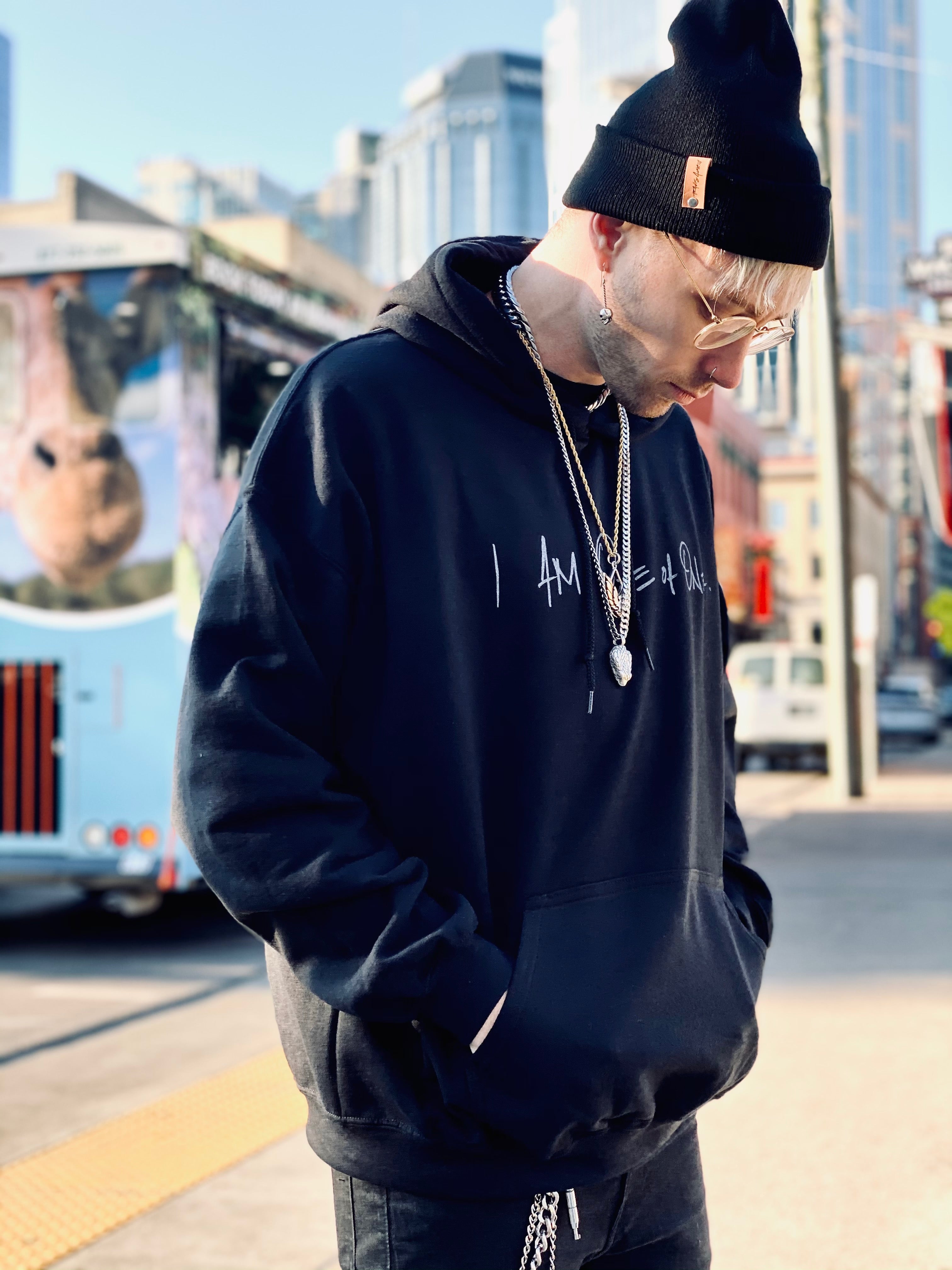 HOLIDAY 2020 – Travis Austin